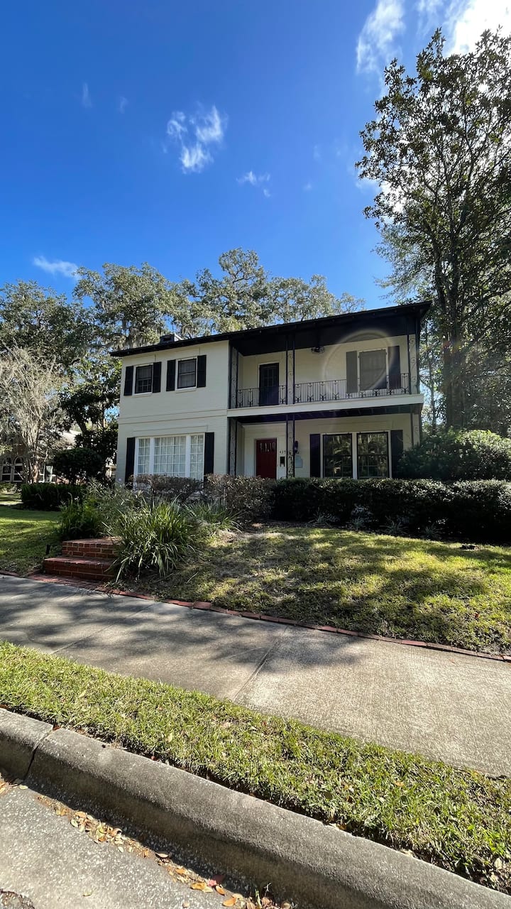Gainesville Downtown- Duckpond
Home - Gainesville, FL