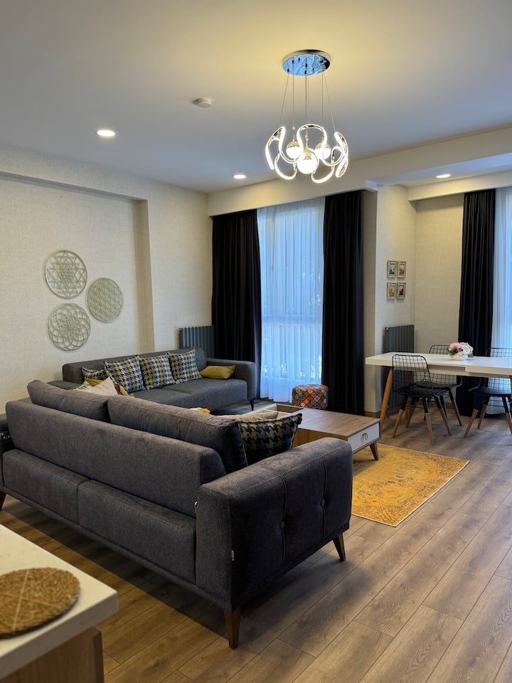 2+1 Luxury Aparment No:2 - Balat