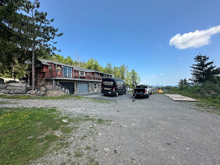 The View - Naples, NY