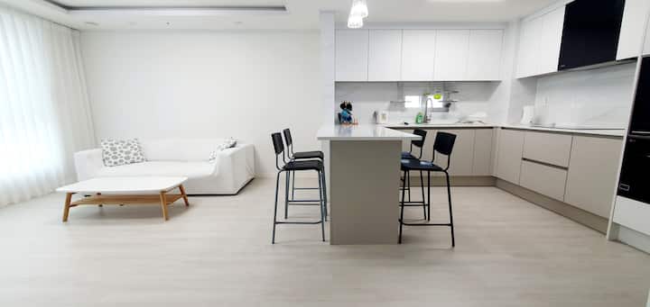 청라 3룸 신축/무료주차2대/호수공원인근 - Incheon