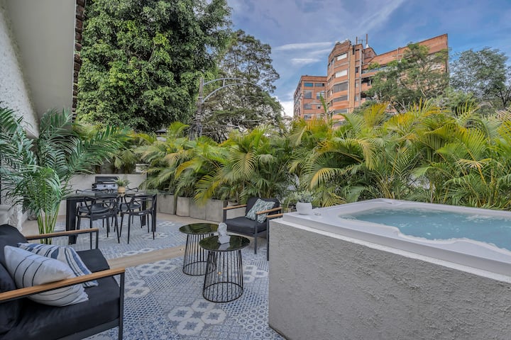 Provenza Jacuzzi~fiber Wifi~ac~2 Mins Lleras Park - Medellín