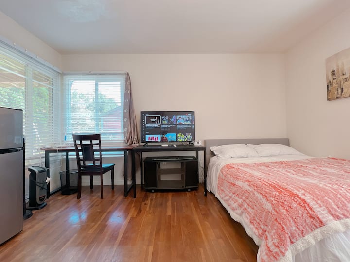 Spacious 2br Private Entrance-minimum 30 Days - Monrovia, CA