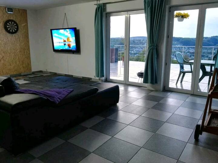 2 Ferienwohnungen Mit Weitblick - Gummersbach
