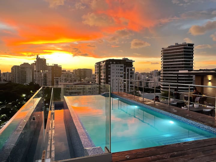 Esperilla/piscina/gym/games/cine/1br/1.5ba/f10. - Santo Domingo