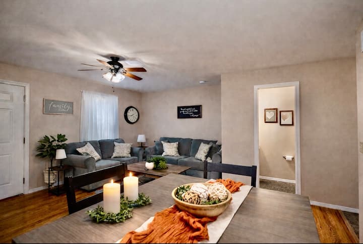 Orange Acres/new*private2br/2b Duplex/pet Friendly - スティルウォーター, OK