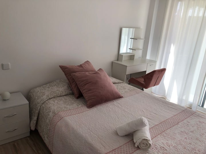 Habitación Doble Con Vistas Al Mar/piso Compartido - Palma