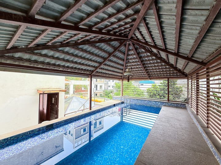 Lagoon Luxe Spacez Terrace Pool Villa With Snooker - Bengaluru