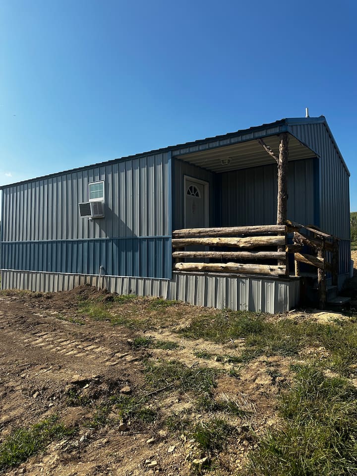 Coastal Cowgirl - Kentucky