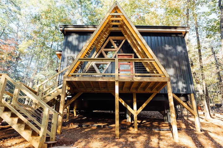 Midcentury Modern Tiny Home W/ Outdoor Tub - Dahlonega, GA
