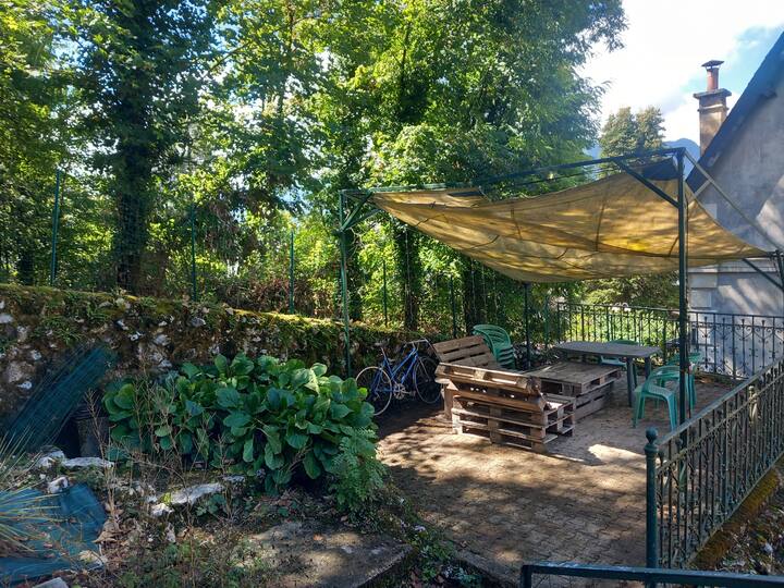Appartement 37 M² Centre-ville
Terrasse 35 M² - Aix-les-Bains