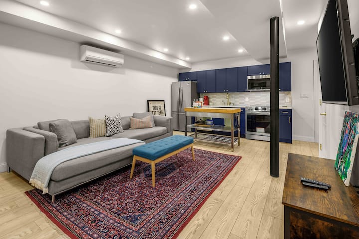 Stylish Brooklyn Apt | Near Prospect Park & Trains - Woodhaven - Queens NY