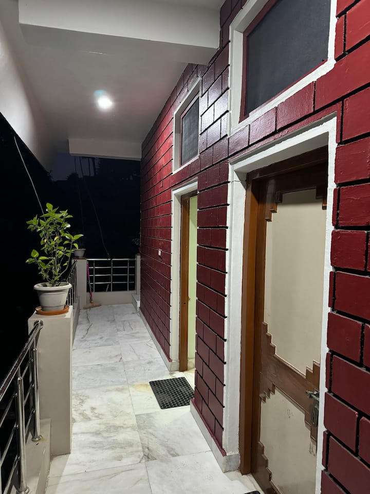 Konark Homestay Room 4 - Mount Abu