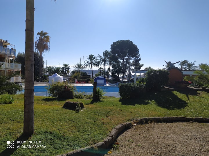 Bilocale Lungomare Con Parco - Sanremo