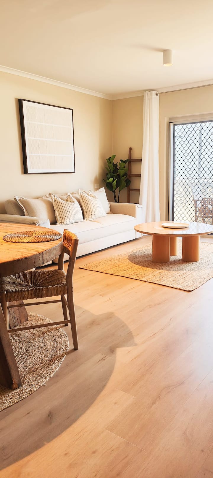 Direct Ocean Front Apartment - 