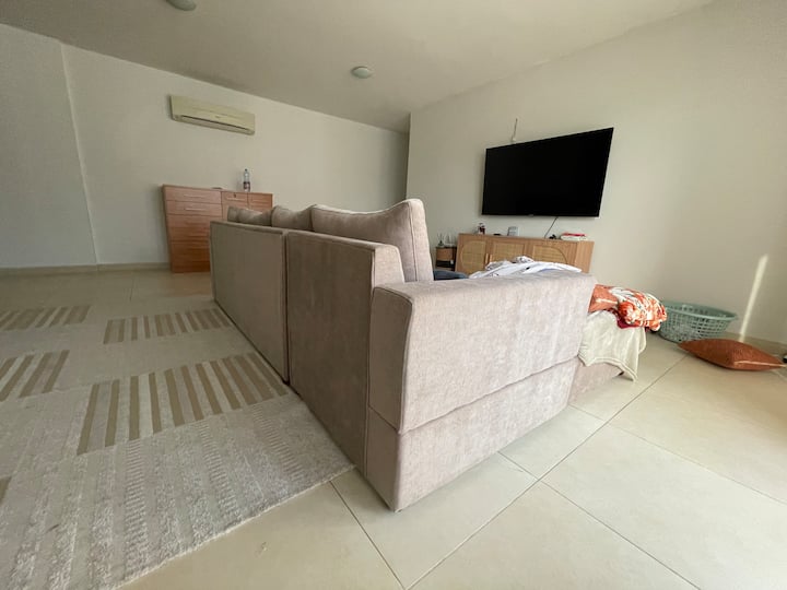 Private Room-center Of Muscat - Attached Bathroom - Oman
