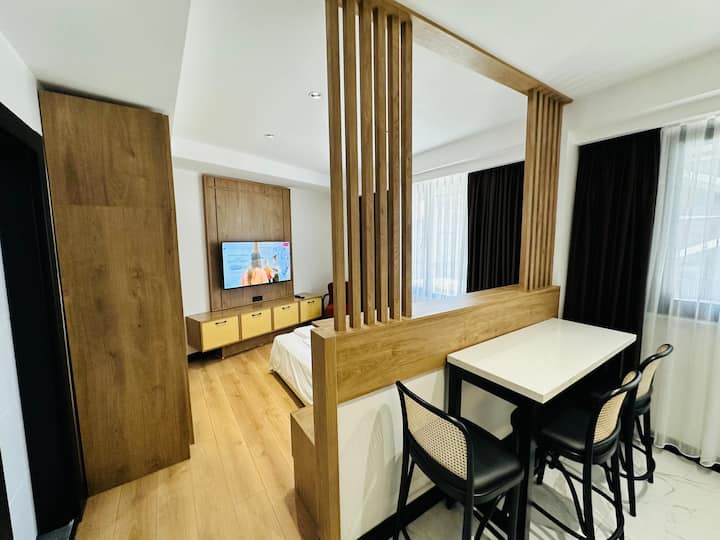 Rose Point Residence 3 Bedroom - Maslak
