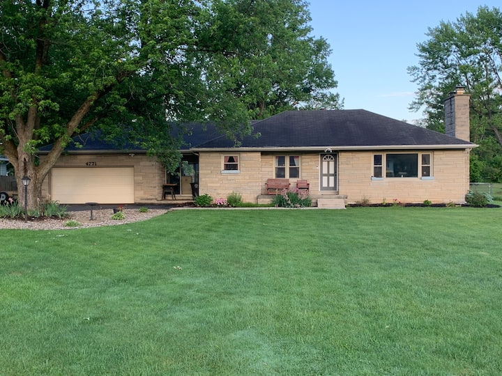 Cozy Accommodation In The Summit City - Fort Wayne, IN