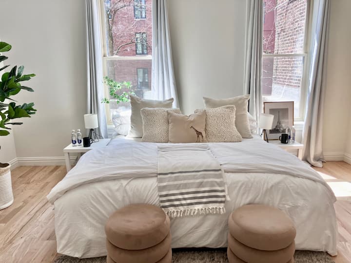 Chic Brownstone Retreat - Harlem - Manhattan