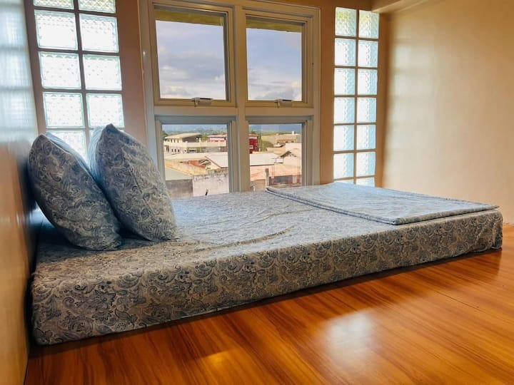 Imela Loft Bed & Breakfast - Valencia