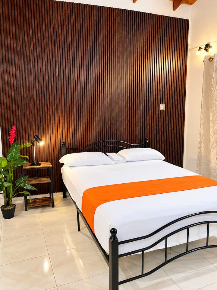 Open Room Concept 2 Bed/balcony View/private Tours - Saint Lucia