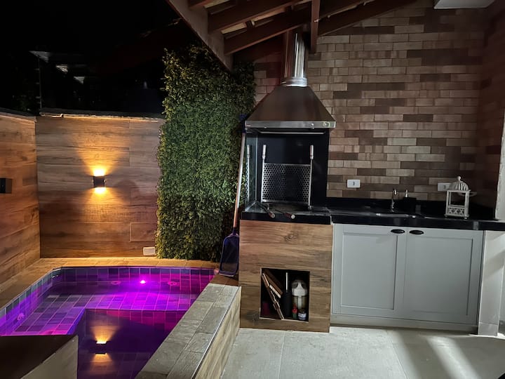 Casa Praia De Juquey Com Jacuzzi Aquecida - São Sebastião