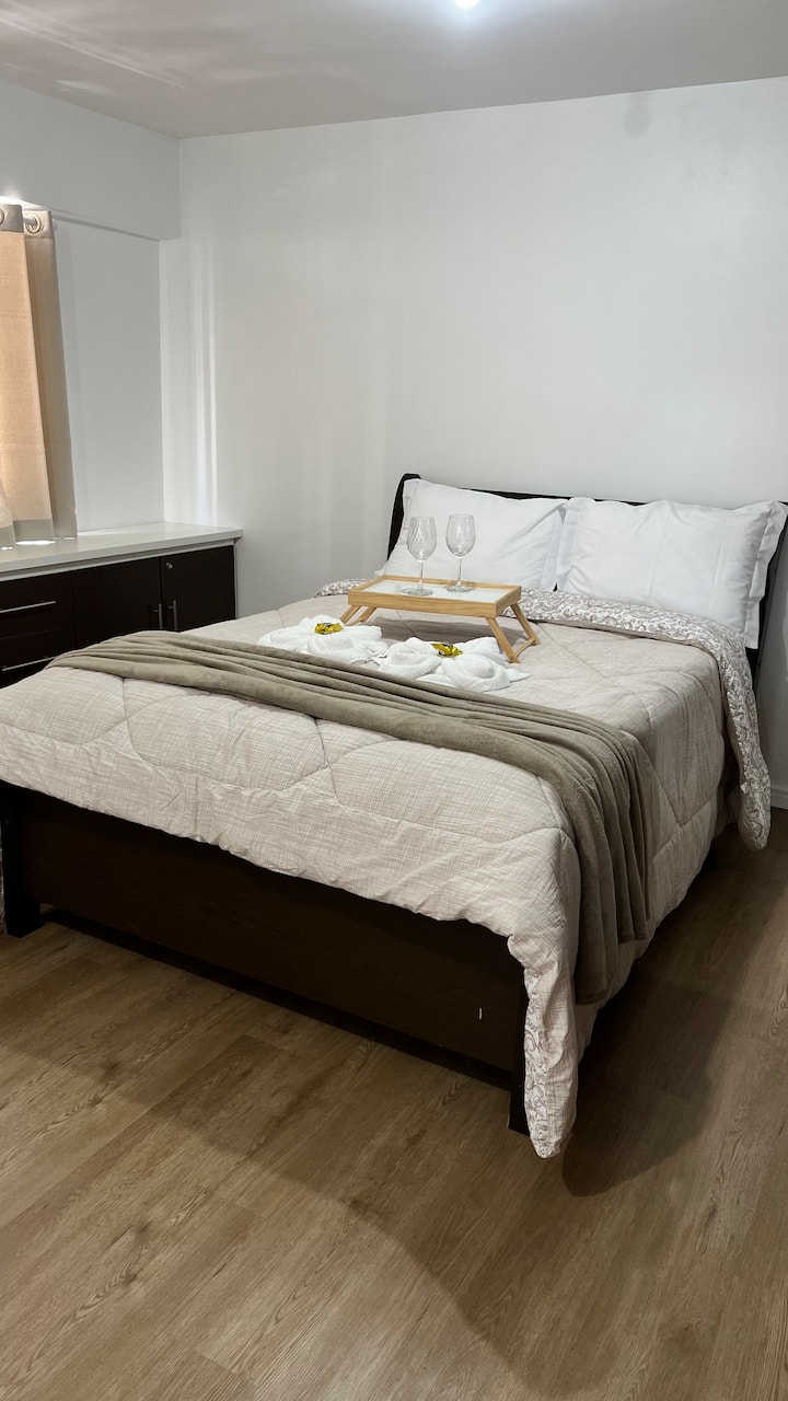 Apartamento Em Curitiba Com Garagem Gratuita - Curitiba