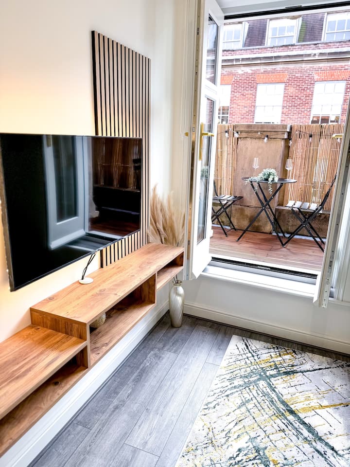 Luxe Haven -Upmarket City Centre- Sleeps 4 - Nottingham