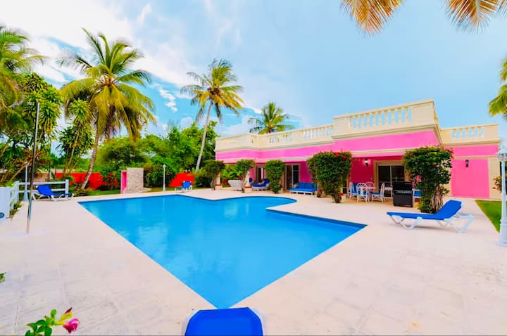 Luxurious Villa Miami Vice-style 7br - Sosúa
