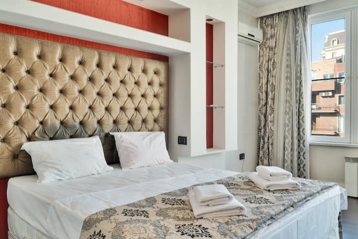 3 Bedroom +Free Airport Transfer - Baku