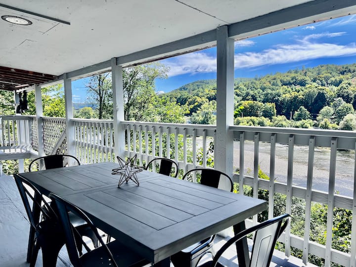Breathtaking Riverview Condo W/ Private Balcony: A - Hanover, NH