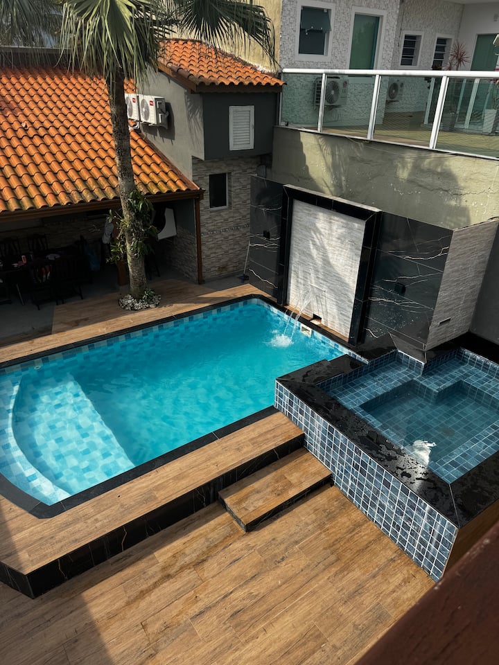 Morada Da Praia 
Casa Completa Piscina Climatizada - Bertioga