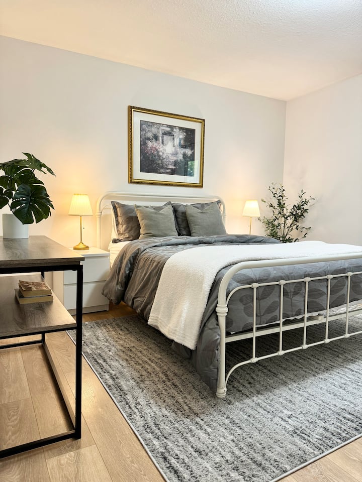 Furnished Monthly Stay - St. Catharines