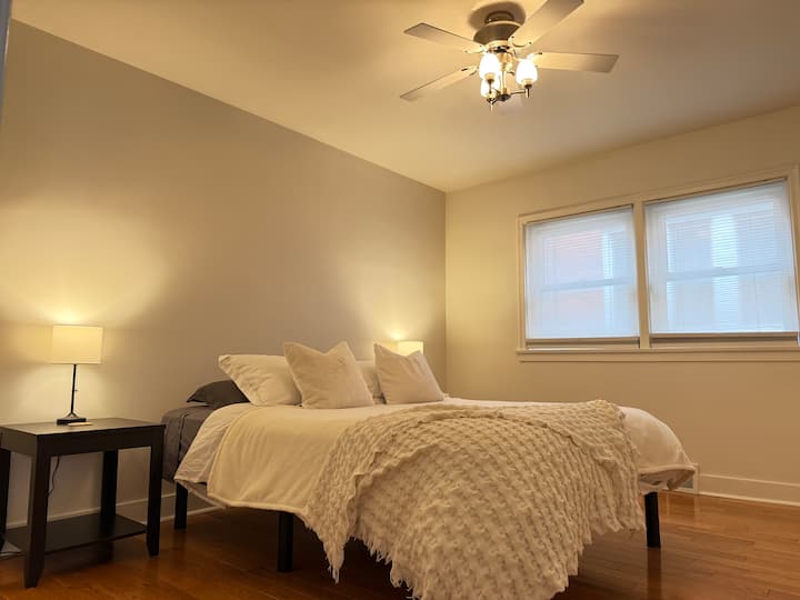 Spacious 1br + Dedicated Office | Parking - Sault Ste. Marie