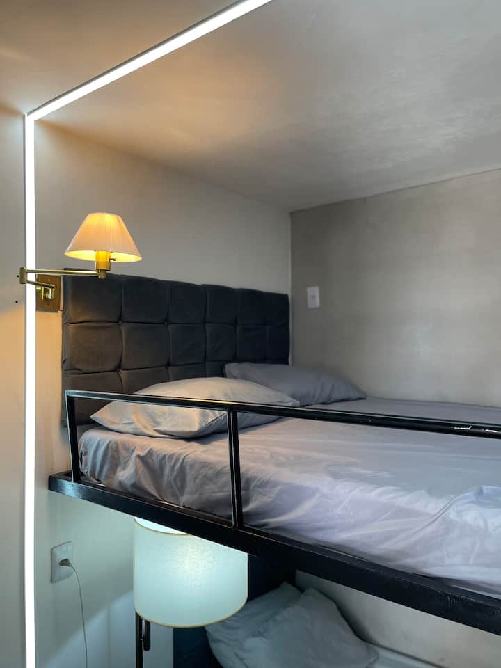 Cozy Loft, Air Conditioning, Wi-fi, Tv, Kitchen - Nova Iguaçu