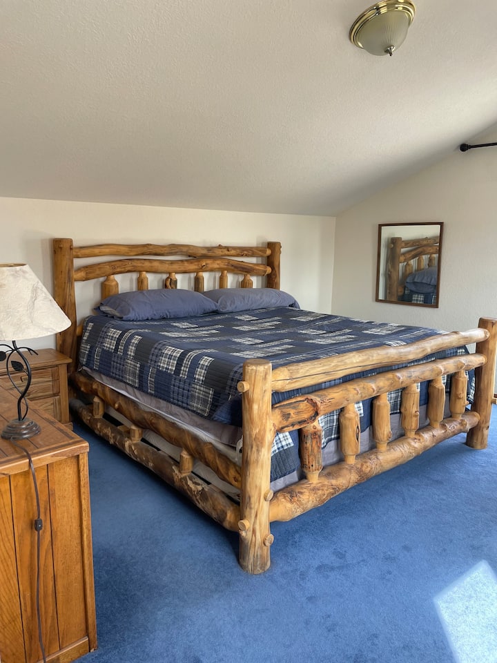 Hotel Room In A House. - Lander, WY