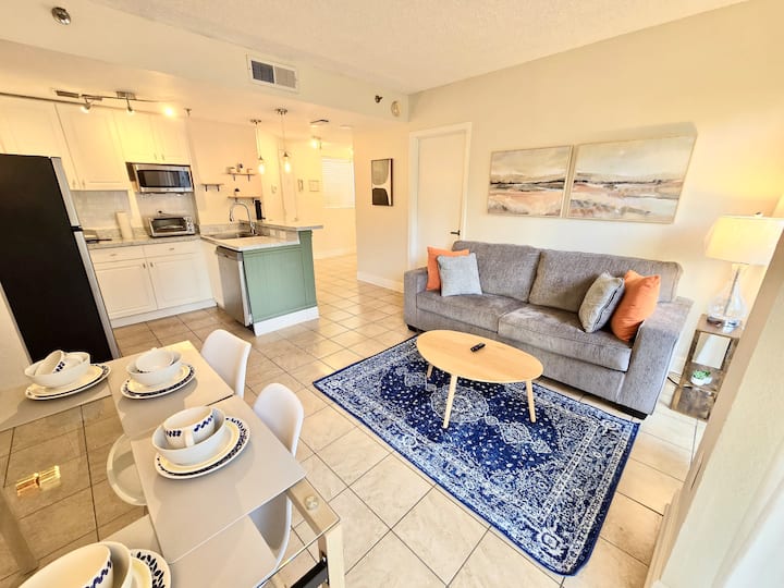 Your Apartment Near Universal Studios - Universal Orlando Resort, Orlando