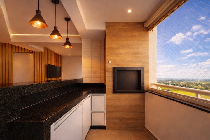 Varanda Gourmet • Som Cinema | Palhano - Londrina