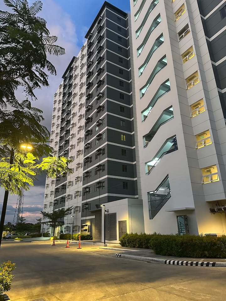 Family 2br| Near Smcity Mall| Fiber Wifi - Iloilo City