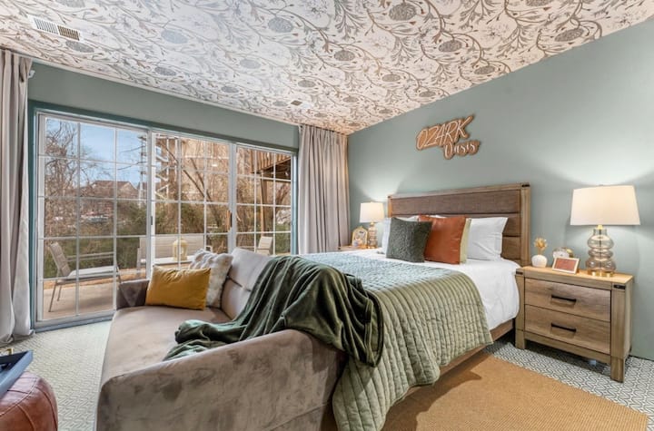 Walk-in Branson Studio: Patio, Pets Ok | Strip/sdc - ブランソン, MO