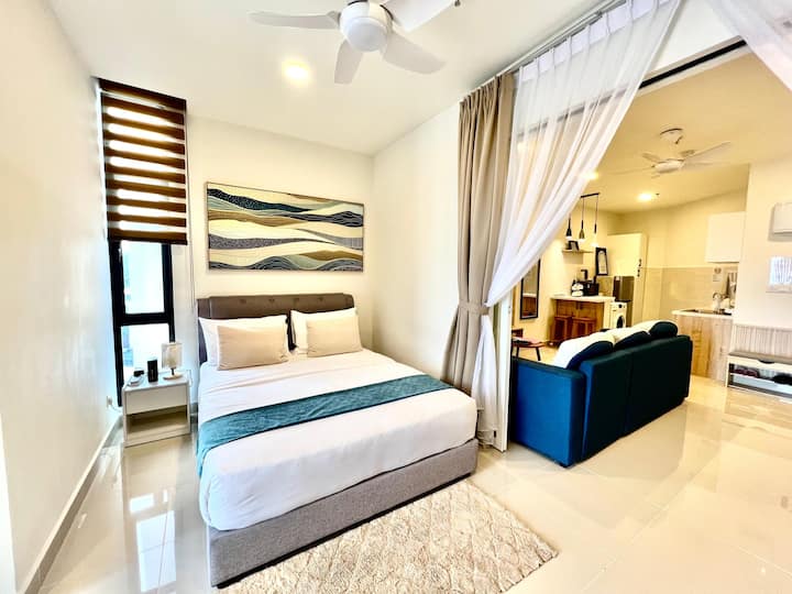 The Shore A1801 High Floor Seaview By Amor Suite - Kota Kinabalu