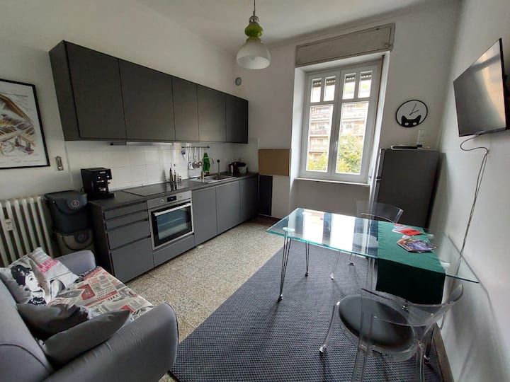 Arthur & Ele's Apartment - Turyn