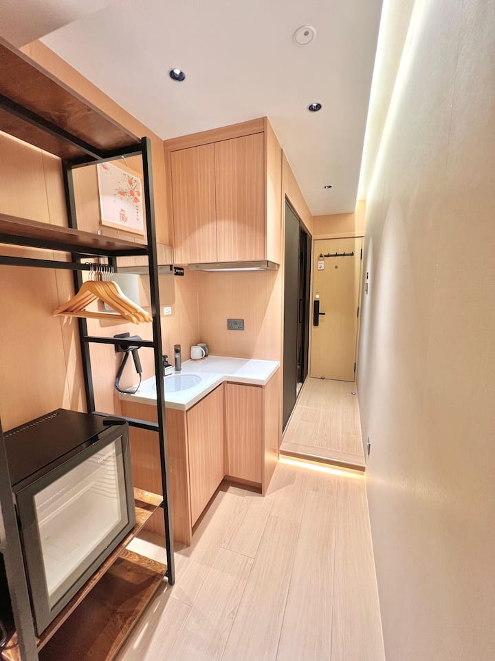 [New Serviced Apartment] Modern & Cozy - Unit D - Hongkong