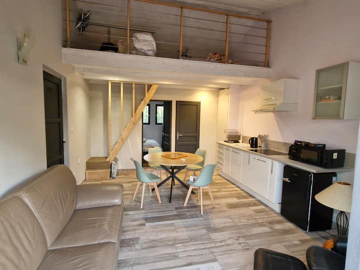 Charmant Gîte Au Pied Du Luberon Avec Piscine - Cavaillon