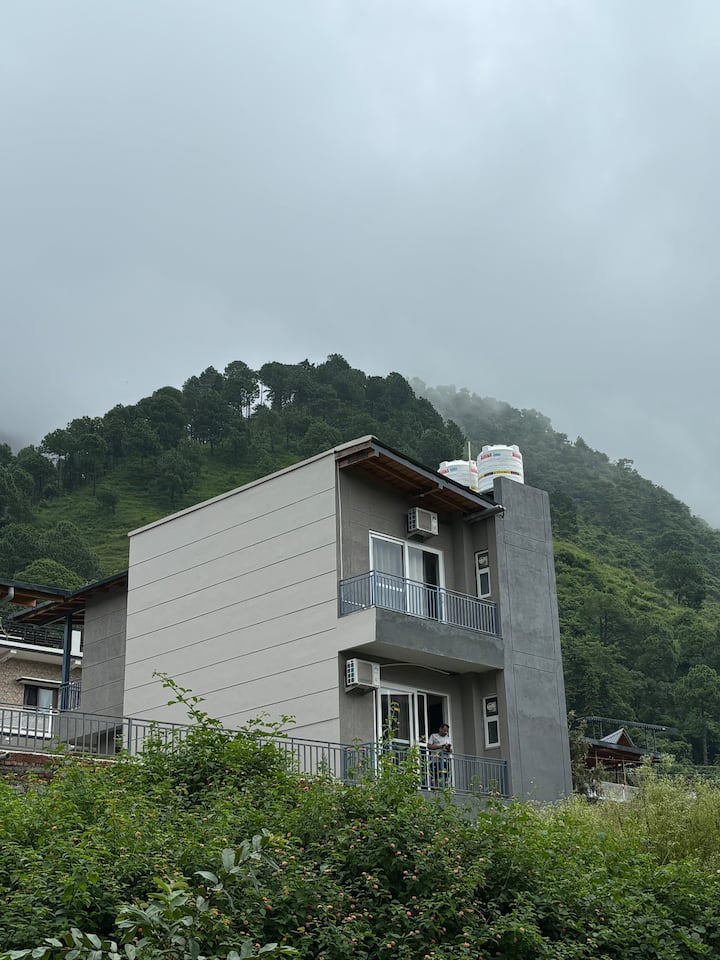 Luxury Duplex Villa- 3 Bed Room - Bhimtal/kainchi - Bhimtal