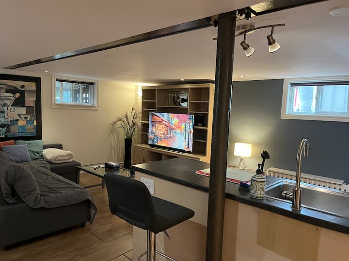 Pearl’splace
Chic And Cozy Suite-steps To Lake! - Toronto