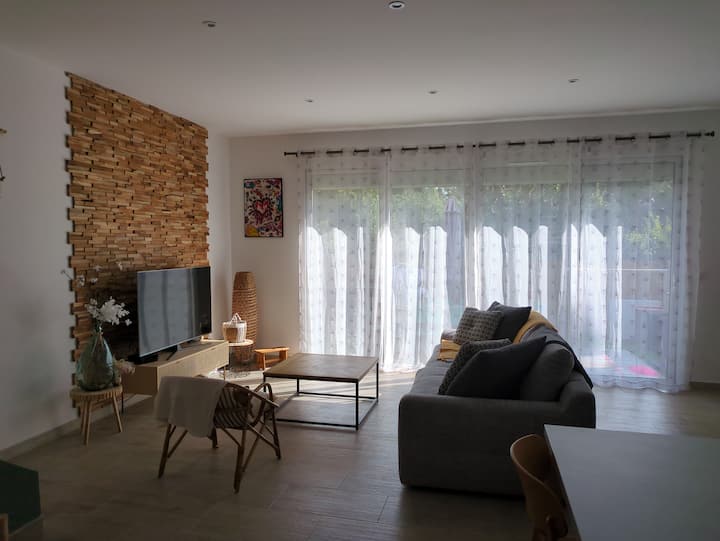 Jolie Maison Dans Quartier Calme - Perpignan