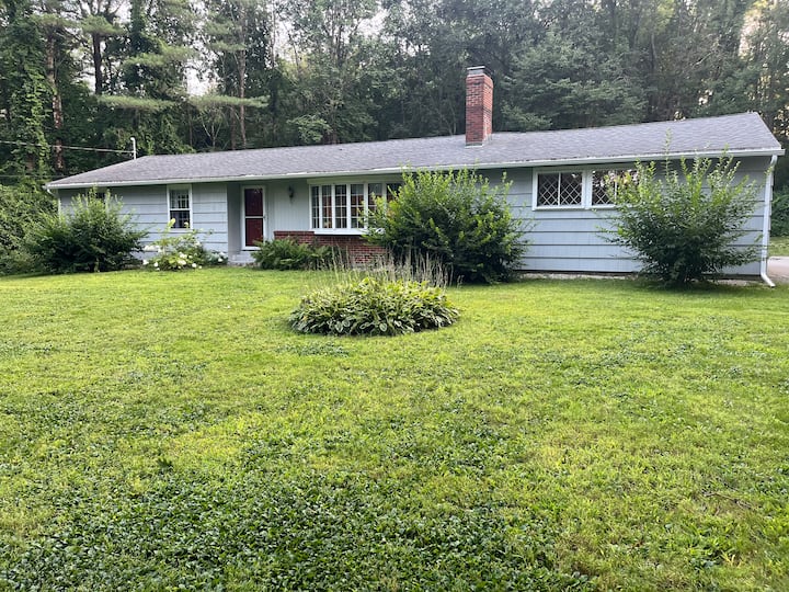 Quiet Home Minutes To Portsmouth, Unh, Exeter - Greenland, NH