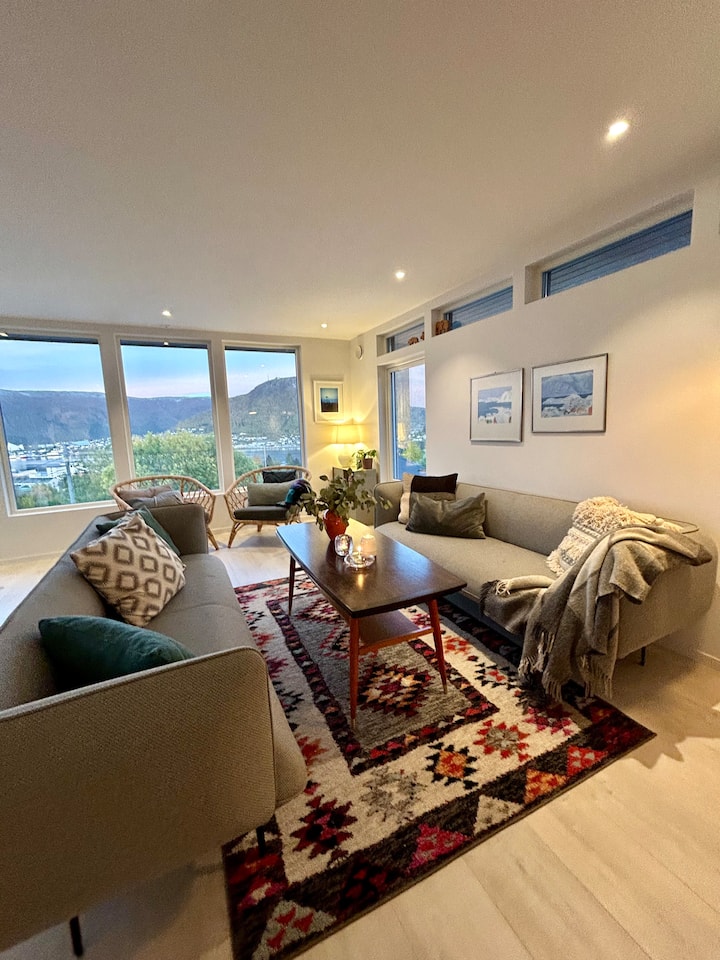 Modern Villa With Great View - Tromsø