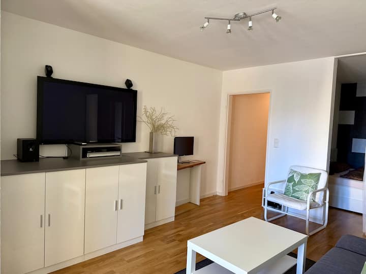 Zentrale Wohnung Im Herzen Von München - Munique