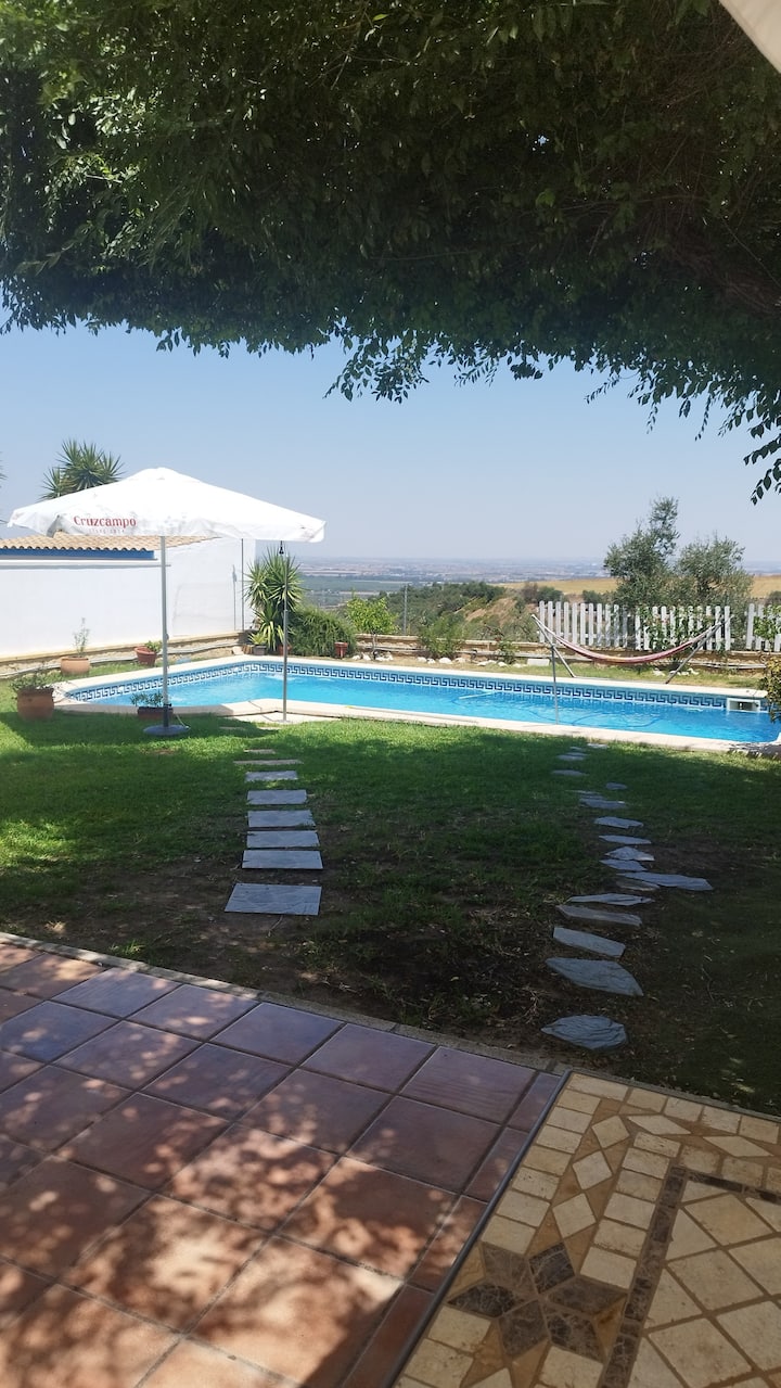 Casa Con Piscina Y Buenas Vistas - Valencina de la Concepción